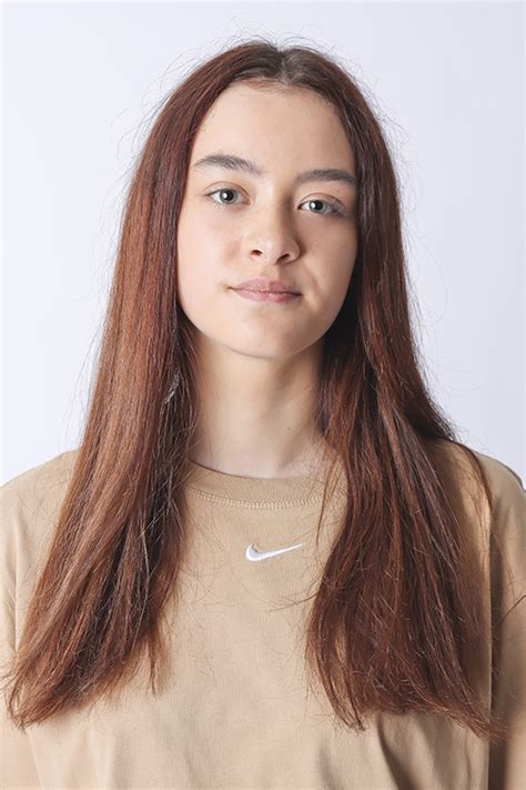 Gabi Model Folio
