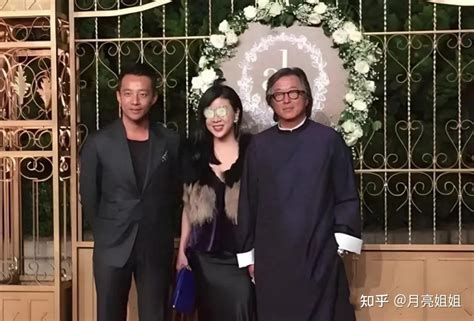 王伟忠真是高手，精通人情世故，一句话处理大s离婚事，太到位了 知乎