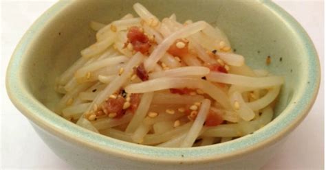 もやし梅肉和え By はぁとれすとらん 【クックパッド】 簡単おいしいみんなのレシピが369万品
