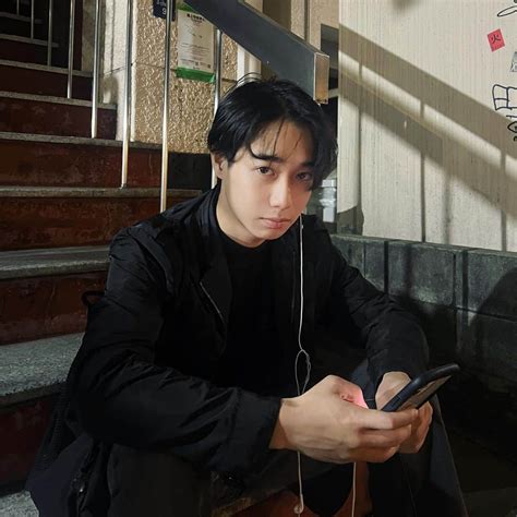 片岡千之助さんのインスタグラム写真 片岡千之助instagram「需要があるか 分かりませんが 髪の毛切りました 今日から初名古屋