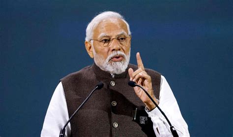 In Constant Touch With State Governments Pm Modi Cautions Countrymen