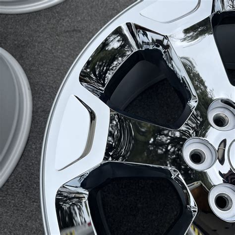 Single 20 Inch Wheelrim Dodge Ram 1500 2019 2024 Oem Genuine Chrome