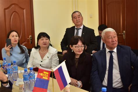 ТУВАГИЙН БНУ ЫН ДЭЭД ХУРЛЫН ТӨЛӨӨЛӨГЧИД БОЛОН АЛТАЙН БҮГД НАЙРАМДАХ УЛСЫН ИХ ХУРЛЫН АЛБАН ЁСНЫ