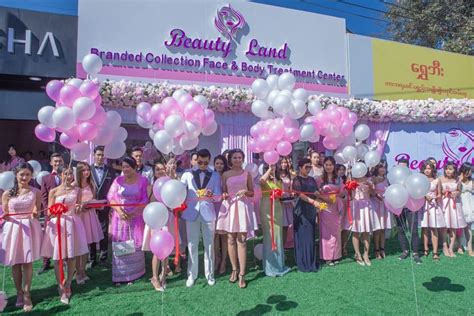 30 Off 📌 30 Off 📌 💦ရေဓာတ်ခမ်းခြောက်ပီး မွဲခြောက်ခြောက်ဖြစ်နေတဲ့ Skinကို အထိရောက်ဆုံး ကုသပေးမယ့