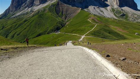 Val Di Fassa Dolomiti Passeggiate Ed Escursioni Facili Per Tutti