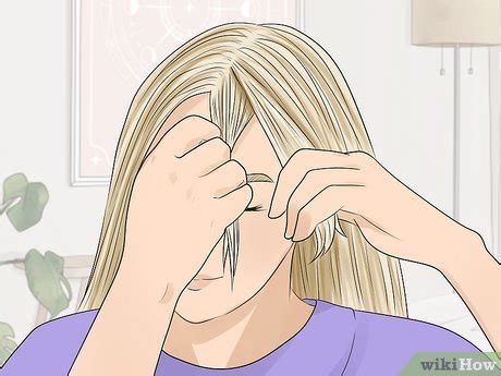 How To Style Curtain Bangs 5 Ways To Get The Swoop