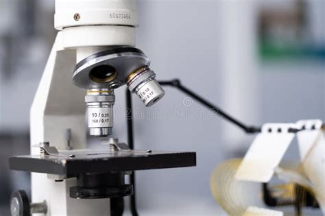 Medical Laboratory Microscope For Chemical Biology Testing Samples