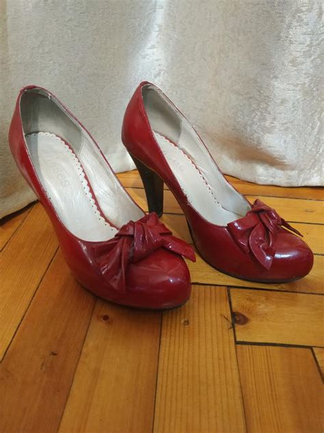 Лакові туфельки — ціна 200 грн у каталозі Туфлі Купити жіночі речі за доступною ціною на Шафі