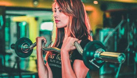 Scientist Reveals The Secret To Slow Down Your Aging Clock With Four Keys