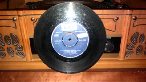 ΤΟ ΣΚΑΣΕΣ ΕΝΑ ΒΡΑΔΑΚΙ ΓΙΩΡΓΟΣ ΤΖΑΜΑΡΑΣ Youtube