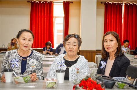 Нийслэлийн 11 р Сургууль Төгсөгчдийн Холбоо