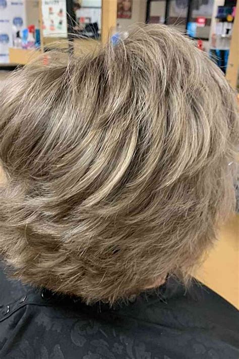 25 Must Try Feathered Haircuts Women Over 60 Are Rockin Artofit