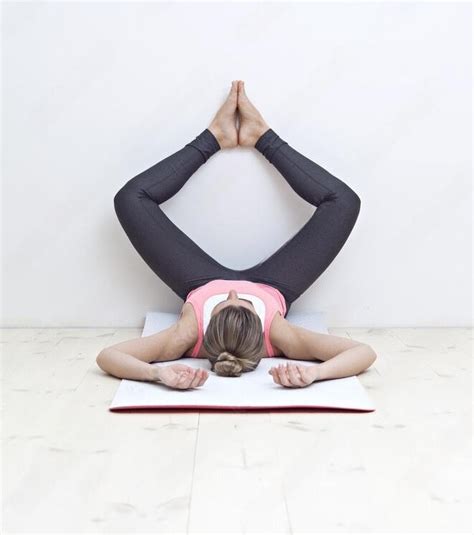 Reclining Butterfly Pose Supta Baddha Konasana Steps And Benefits