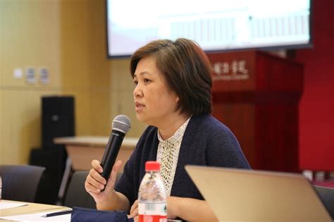 启帆外院外院2017级研究生新生党员见面会成功举办