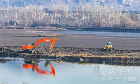 安徽芜湖：冬修水利惠民生 人民图片网