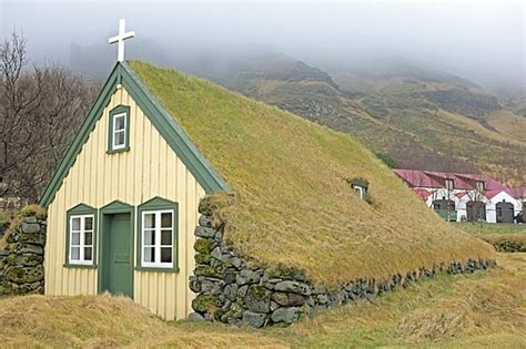 십자가가 있는 시골의 교회 기독교에 대한 사진 배경 일러스트 및 사진 무료 다운로드 Pngtree