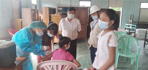 တမူးမြို့နယ်တွင် အသက် ၁၂ နှစ်အထက် ကျောင်းသား ကျောင်းသူများအား ၁၉ရောဂါ ကာကွယ်ဆေးဒုတိယနေ့ဆက်လက