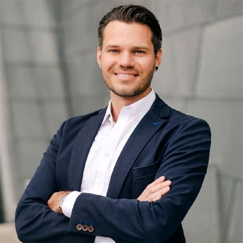 Tobias Müller Linkedin