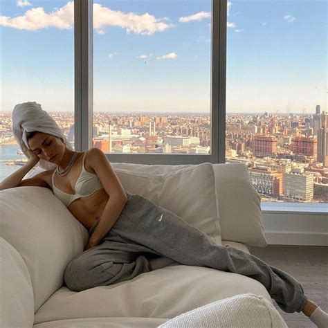 The Most Comfortable Bras According To Reviews Who What Wear