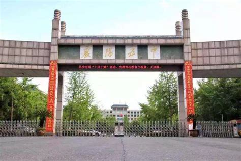 襄阳市五中 襄阳市一中 大山谷图库