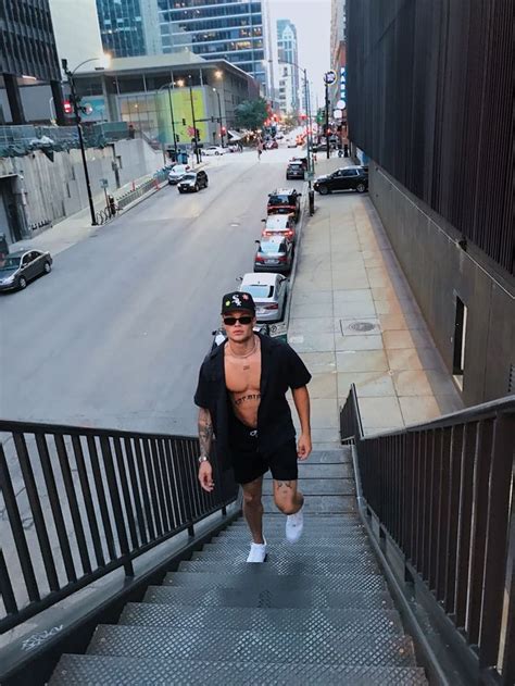 Casey Washington Wide Receiver Illinois Fighting Illini Nil Profile Opendorse