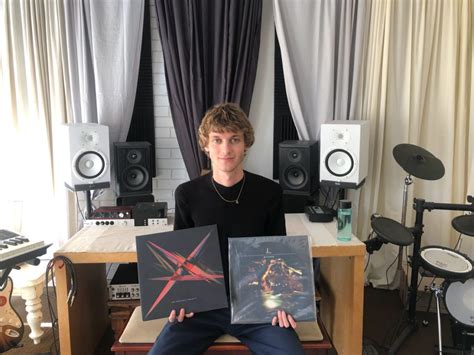 Tora Pick Their Favourite Vinyl Lifewithoutandy