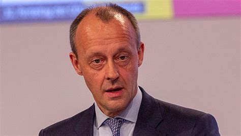 Глава немецкой партии ХДС назвал ошибки Запада в отношении России ИА Красная Весна