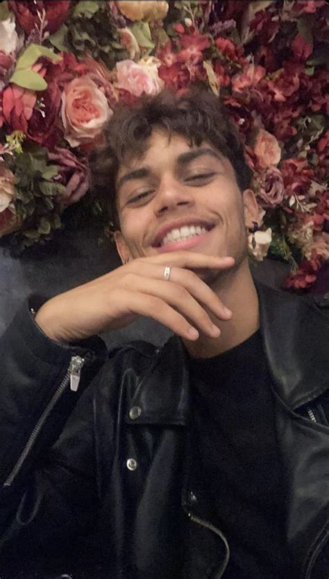 Pin Oleh Maycon Montesião Di Aesthetic