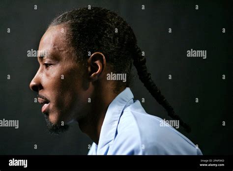 Advance For Tuesday Dec 18 Derrick Hardaway Is Seen During An