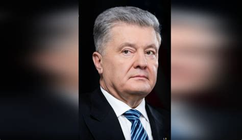 Порошенко подвёл итоги года высмеяв Зеленского в мемах