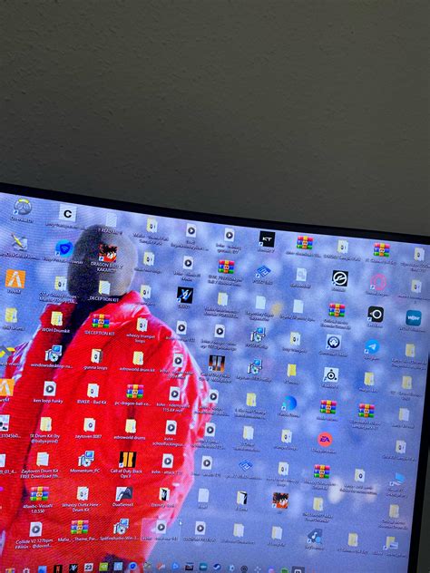 my screen looks like it has colourblind on or something r pchelp