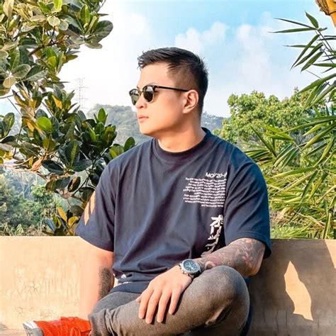 Adrian Putra Adriangudil On Threads