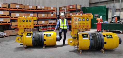 Pipe Retrieval Tool For Subsea Pipeline Laydown Or Recovery