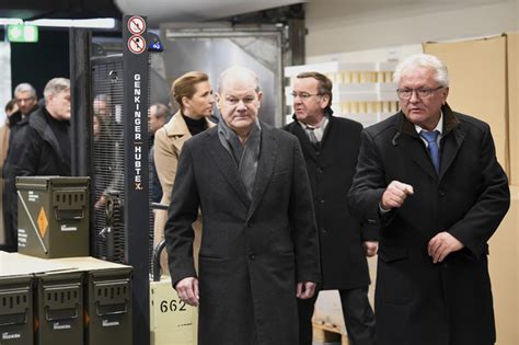 Европа се нуждае от 10 години за да стане готова да се отбранява предупреди шефът на