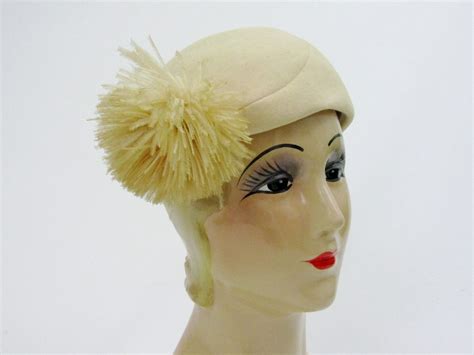 1950s Hat Bridal Winter White Felt With Feather By 4birdsvintage Hats