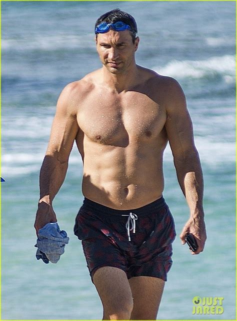 Boxer Wladimir Klitschko Flaunts Ripped Body At The Beach Photo