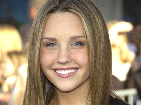 Fashion Celebs Shows Movies Etc From Mid S Happy Th Birthday Amanda Bynes