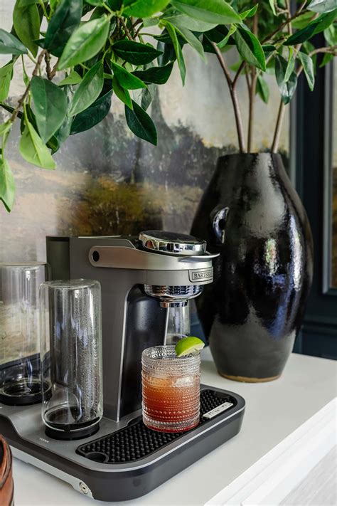 My Unbiased Honest Review Of The Bartesian Cocktail Maker Domajax