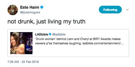 Este Haim Making Sex Hands At The Brit Awards Is The Best