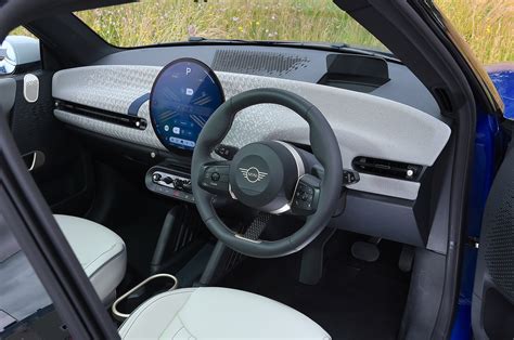 An Inside Look At The All Electric Mini Coopers Tech Autocar