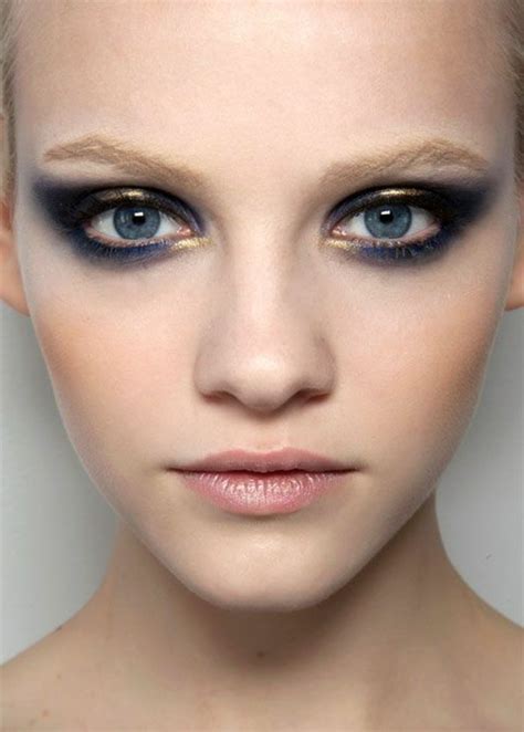 Comment Maquiller Les Yeux Bleus Le Maquillage Des Stars Et Les
