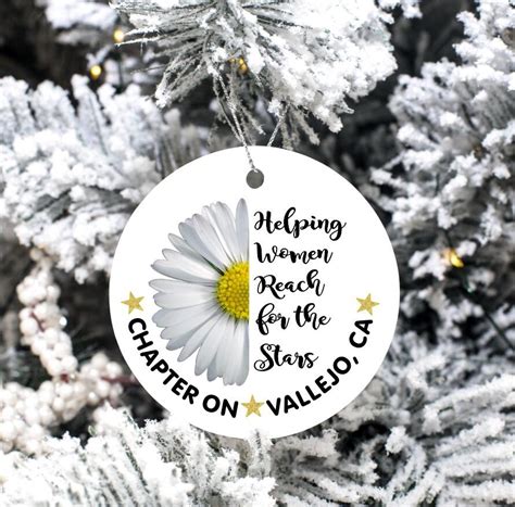 P E O Daisy Ornament