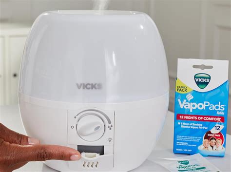 Vicks 3 In 1 Sleep Time Humidifier W Night Light Only 17 99 On Reg 40 Hip2save