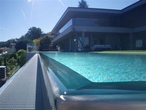 Overflow Vs Skimmer Pools Artofit