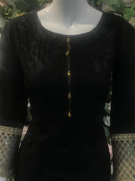 Ls 575 Readymade Pakistani Suit