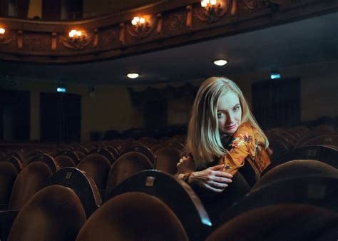 The Best Places To Meet Single Women Godates