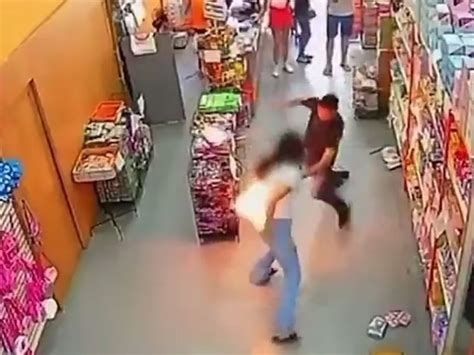 Horrifying Moment Womans Phone Explodes In Her Pocket Inside Supermarket News Com Au