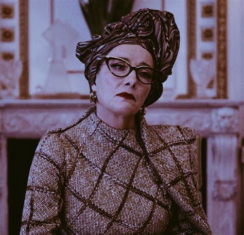 Emma Thompson Matilda Cruella Deville Baroness Emma Stone Mode Inspiration Movie