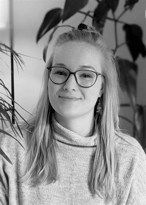 Sophie Logan Senior Gis Consultant Bsg Ecology