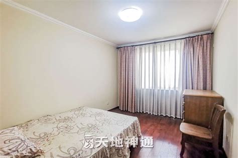 镜春园~大四居~客厅通阳台格局~双卧朝南~双卫 二手房 北京二手房，北京租房，二手交易，天地神通，怀柔二手房，怀柔房产，怀柔租房 北京